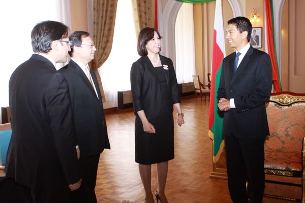 Le Président Andry Rajoelina Reçoit Les Nouveaux Ambassadeurs De
