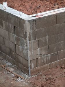 mur en agglo coffrant ....suite - Le blog de lily-bricoles