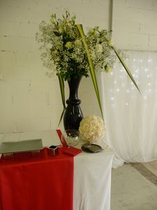 Evénement 3: Un Mariage en Rouge et Noir - Le Buffet - Graines de Pavot ...