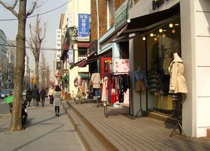 Sinsadong(신사동) et Garosugil(가로수길) - seoulblog