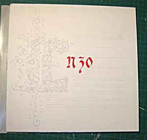 Réalisation d'une lettrine "vigne blanche" pas à pas. - Plume et lumière