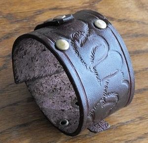 Bracelets en cuir - Deco Cuir