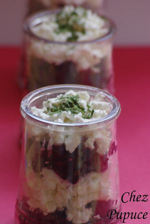 Millefeuille betterave rouge/ chèvre déstructuré (en verrine) - Chez Pupuce
