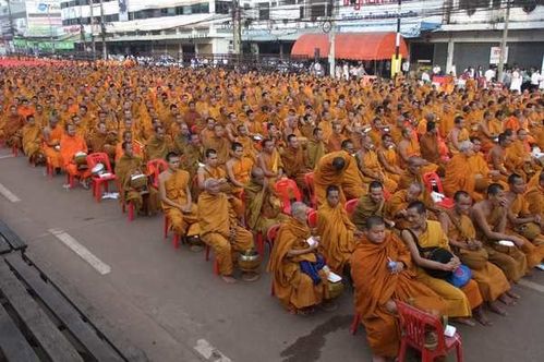 21 octobre: Thaïlande: 10 000 moines à Sakon Nakhon - Le blog de ...