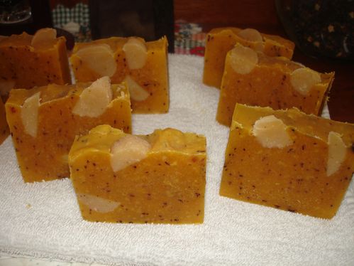 Savon " Cake à la banane " - Embruns et Parfums du Sud Sauvage