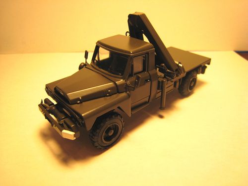 ACMAT VLRA 4x4 avec grue (sur base Cef-Replex)