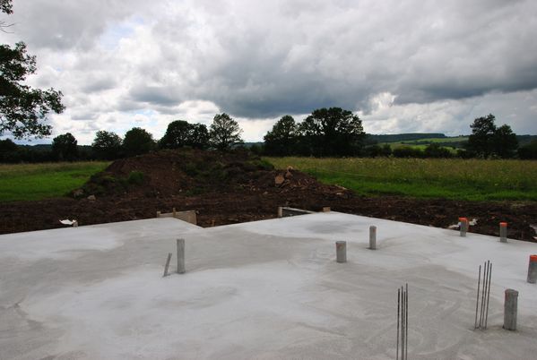 Dalle sèche et coffrage de l'abri de jardin - Le blog de ossaturebois63 ...