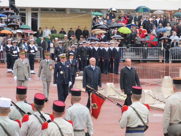 Combattants volontaires de la Drôme et anciens de l'ALAT à Camerone ...
