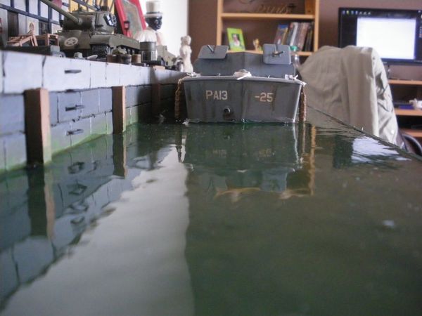 Diorama N°8 "Débarquement matériel US début 1945" en france - moadib ...