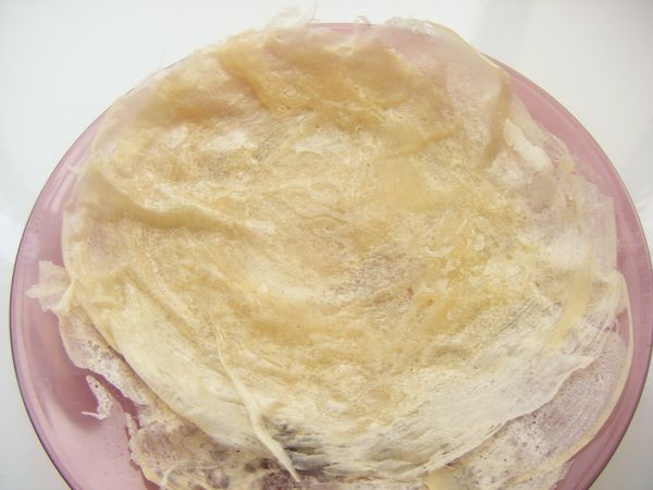 Pastry phyllo = Pastilla dough ورقة البإستيلا = معجنات فيلو Pâte de ...